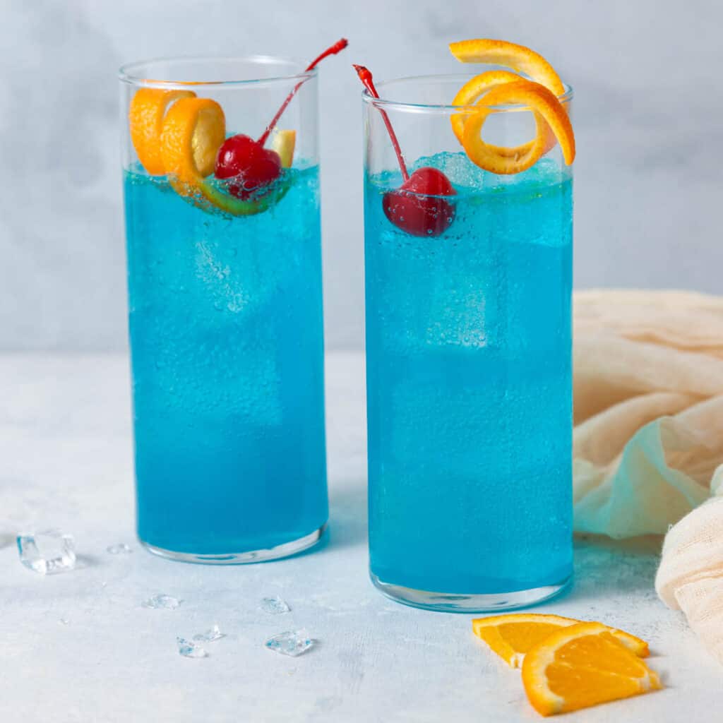 Blue Lagoon Mocktail (4 Ingredients!) - Cup of Zest