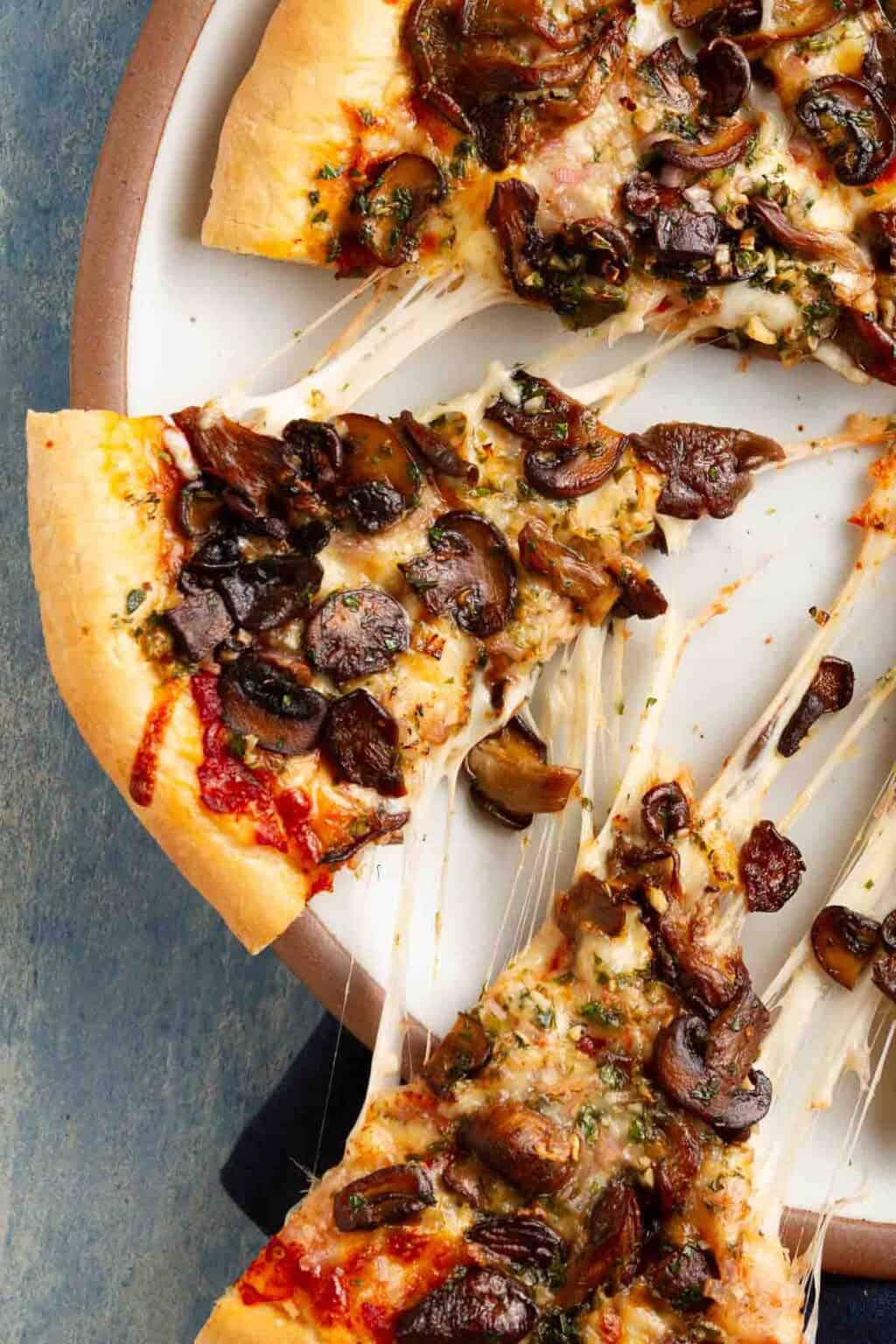 Double Mushroom Pizza w/ Red Sauce & Garlic - Cup of Zest